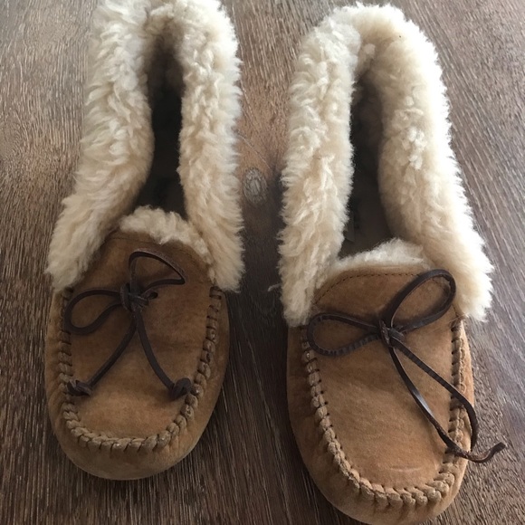UGG | Shoes | Ugg Alena Slipper | Poshmark